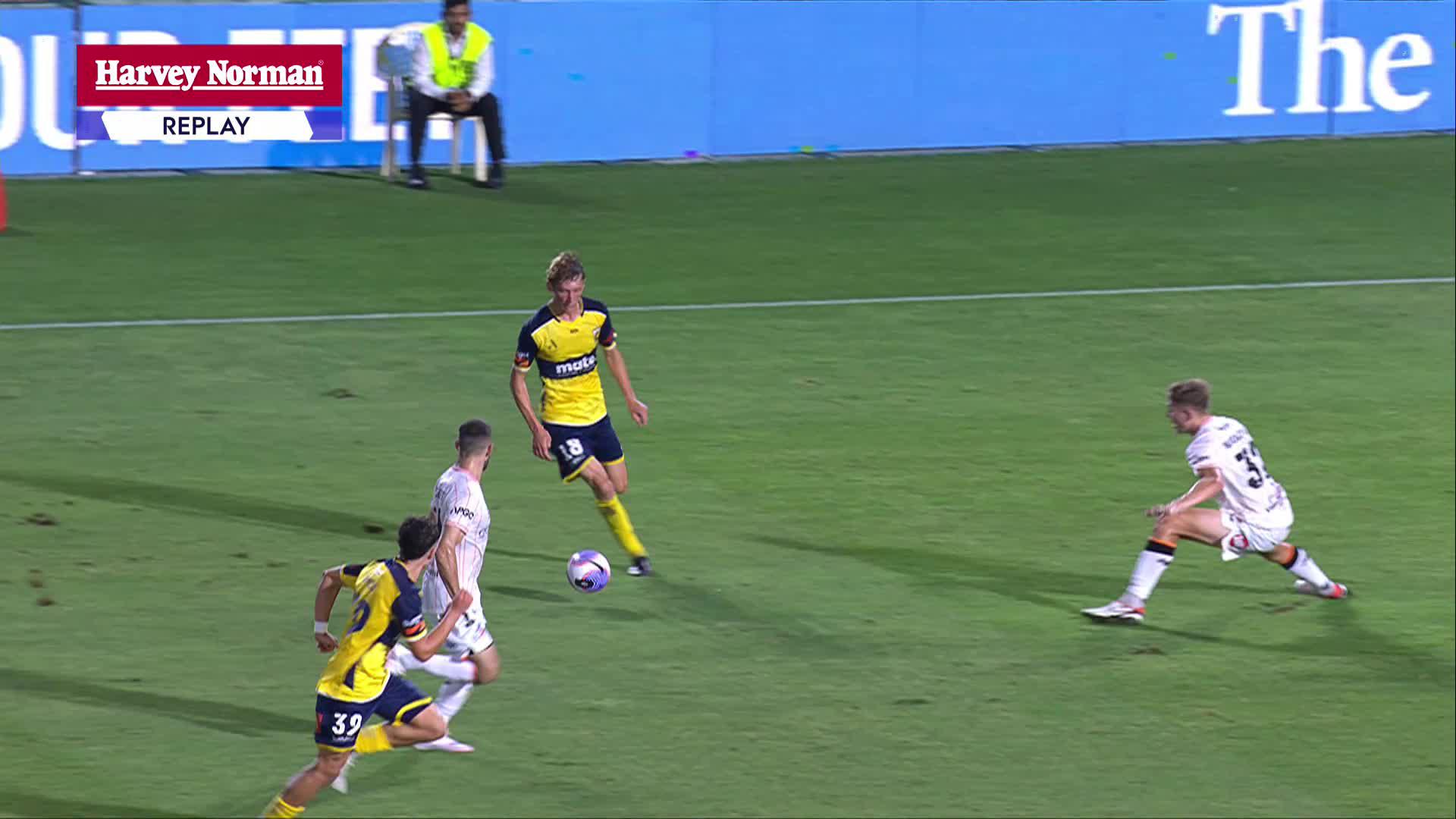 Central Coast Mariners vs Brisbane Roar FC